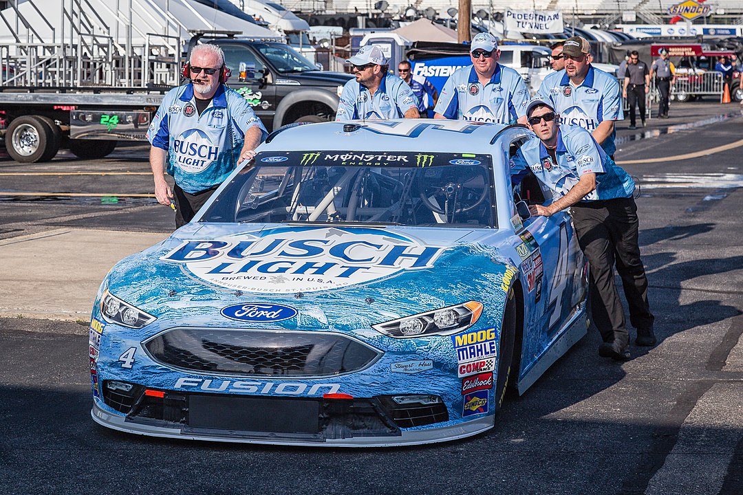 Busch beer is offering a NASCAR dream job! | 95.7 The Hog